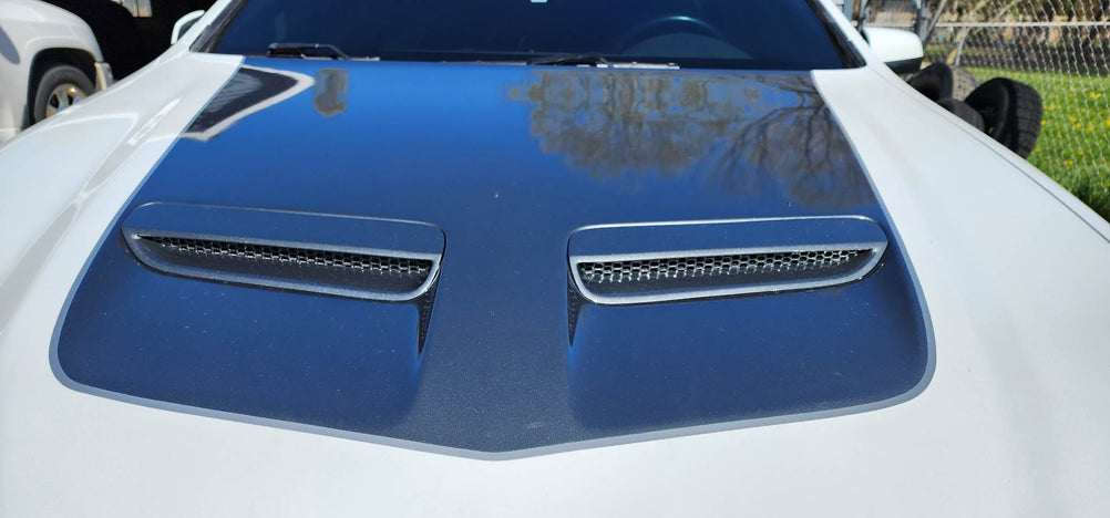 Pontiac G8 Hood Vents